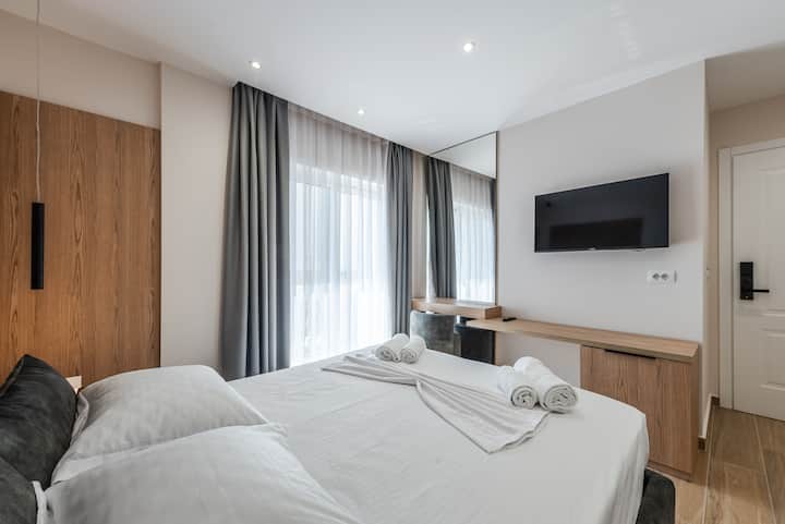 Sea La Vie Suites 401 - Golem