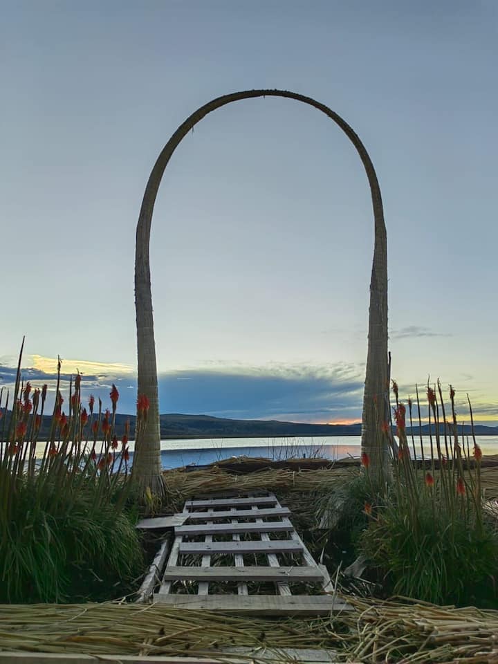 Hoteles Flotantes - Puno