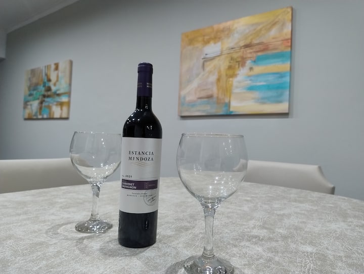 Amplio Departamento En El Corazón De Mendoza - Mendoza