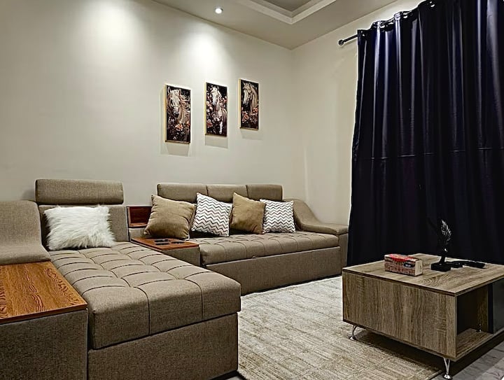 Dhb Stays: Elegant 1br City Center Flat - 92 - Cairo