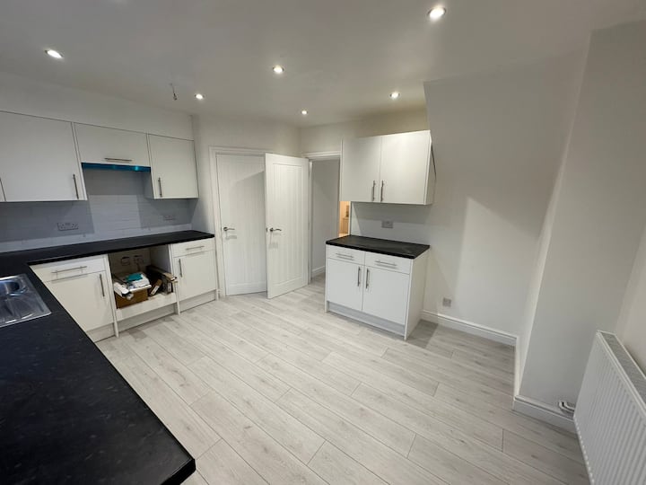 Contractors | Groups | Long-term - Doncaster
