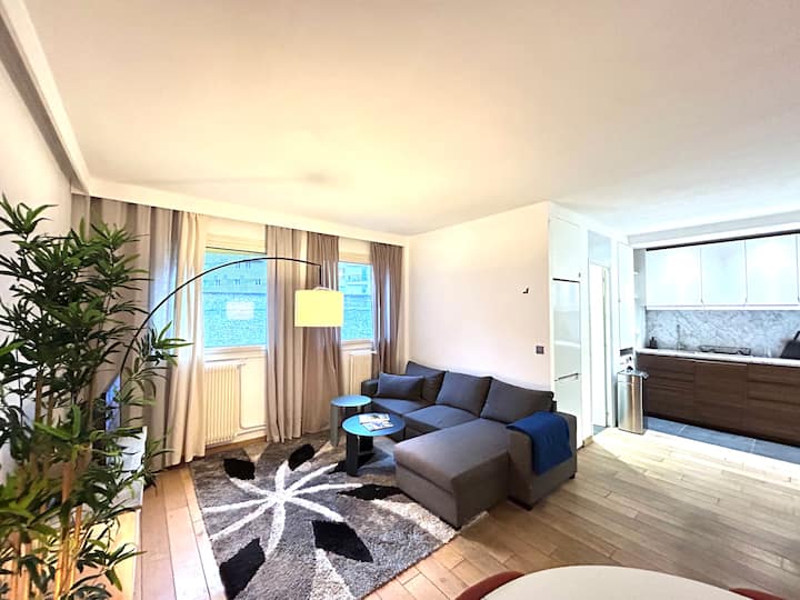 Big Apartment Eiffel Tower View - Paris