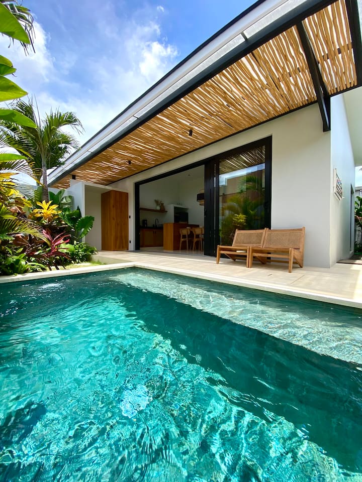 Villa Gaya Bingin • New Modern Tropical Pool Villa - Australia