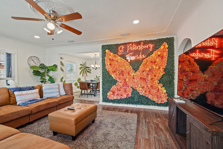 2br/1ba-6 Ppl W/ Mural Walls + Turfed Outdoor Area - San Petersburgo, FL