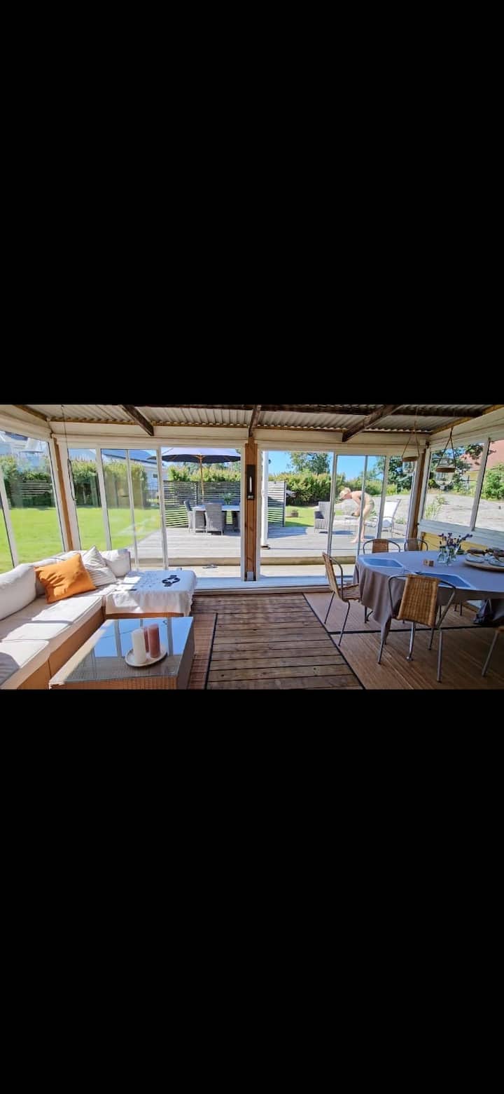 Stuga Med Närhet Till Salta Bad - Uddevalla