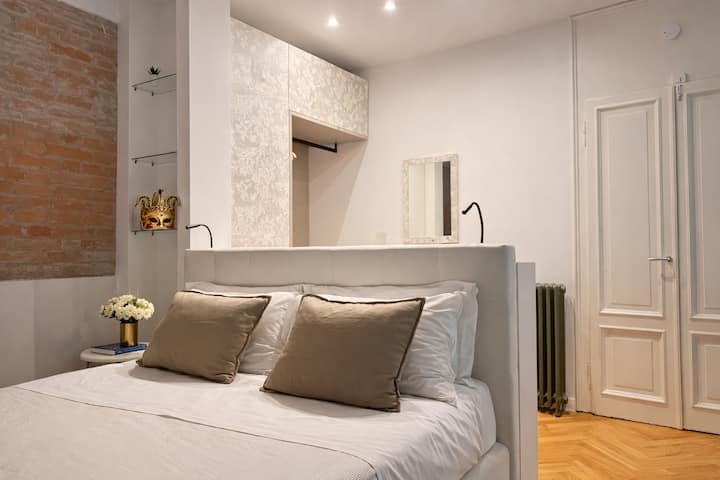 Baretteri Design Suite – 2 Min From San Marco - Venedik