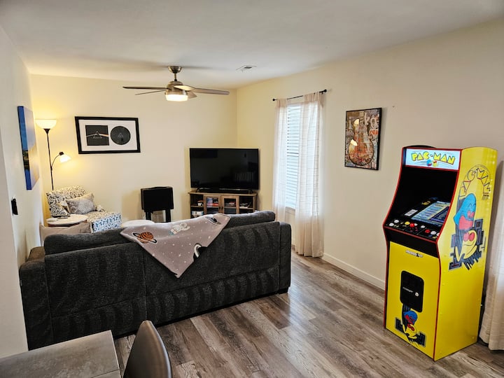 2br Cottage Near Convention Center - Charleston, SC