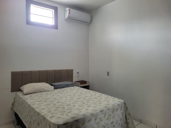 Casa Térreo,  Exclusiva, Ar Nos 2 Quartos, Garagem - Ilhéus