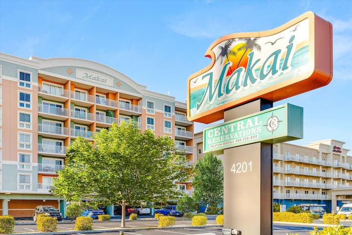 Makai Sunset Cove All-season Indoor Pool - Maryland