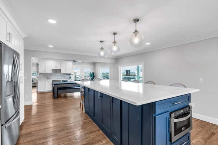 3 Bedroom Waterfront Belmar Apartment! - Belmar, NJ