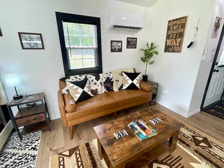 Southwest Spirit Cabin Retreat - Blue Ridge, VA