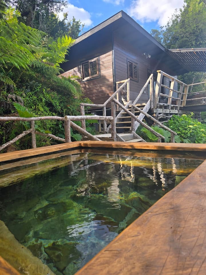 Termas Comau Lodge (Casa Hued Hued) - Los Lagos