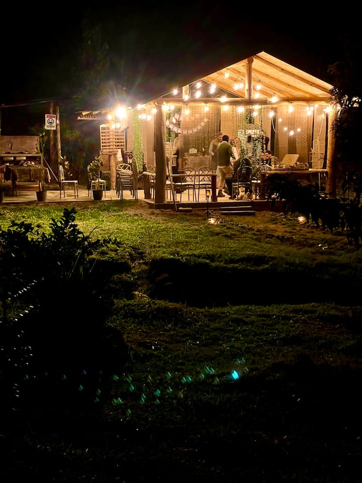 Fundo Los Pinos De Carolina - Villa Rica