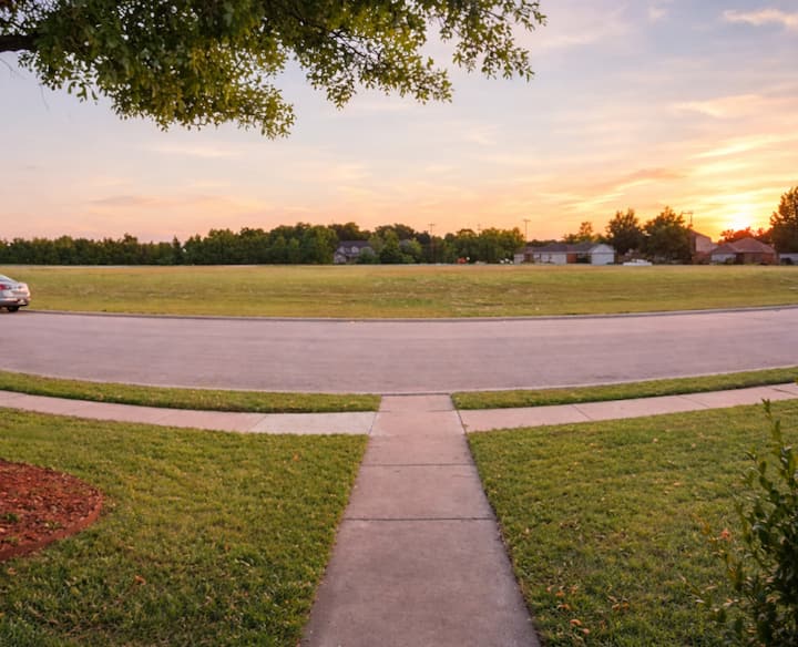 4br+open Field • Game Room • Willow Rest • 2 Kings - Lancaster, TX