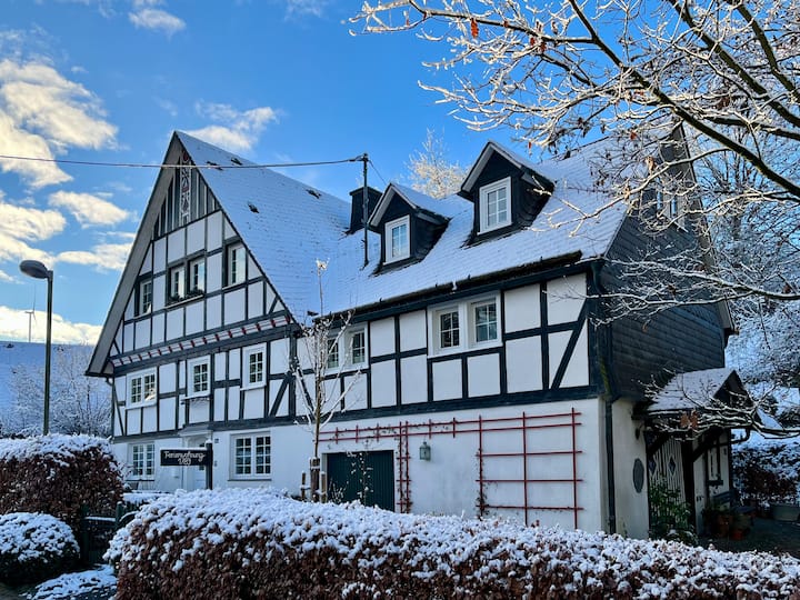 Ferienwohnung 1789 Mit Garten In Idyllischem Dorf - Finnentrop