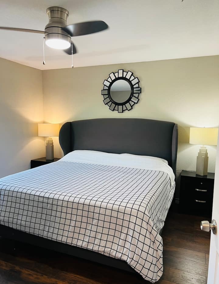 Waco House - 10 Acres - Waco, TX