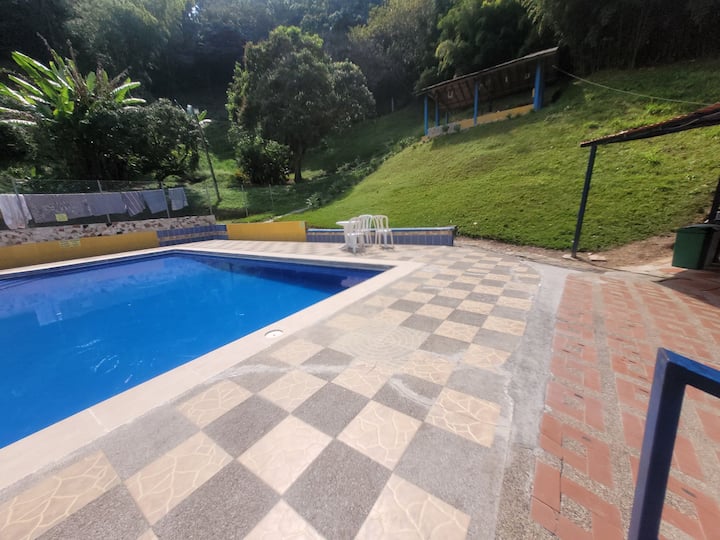 Finca Getsemani 12 Personas Mismo Precio De Uno - Barbosa