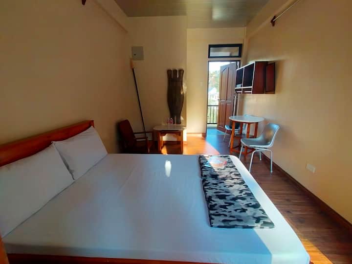 Couple Room2 With Breakfast And Parking - Baguio