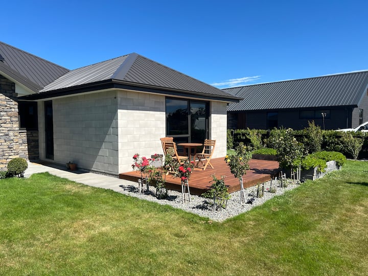 Two Bedroom Inside Pegasus Golf Club - Pegasus