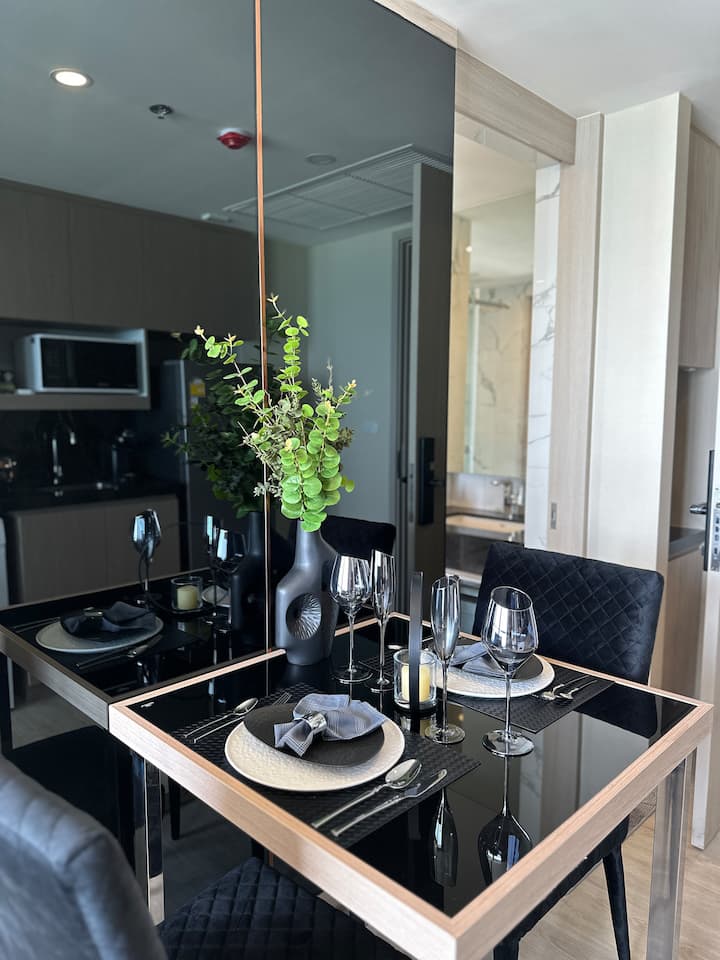 02 Luxury Living Ocean View With Bike - Pattaya