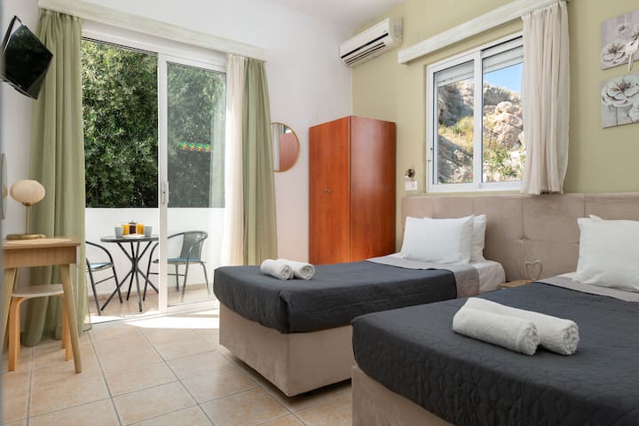Lindos Tsambika Studio 3 With Private Balcony - Lindos