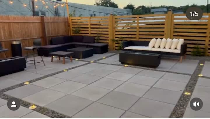 Back Yard Oasis With Event Space - New York