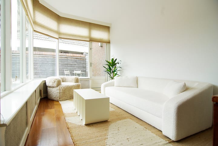 Spacious New Apartment - Lisse