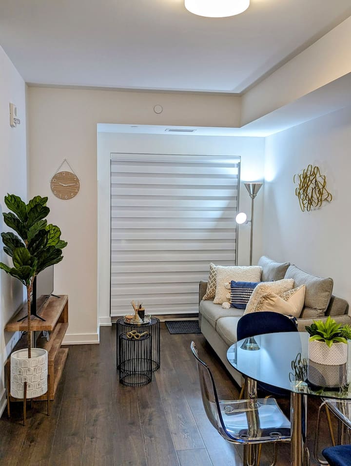 Cozy Chic Condo - Barrie