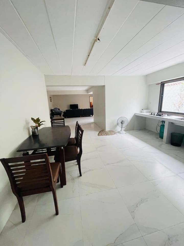 Spacious Affordable Apartment - Ideal For Couples - サムイ島