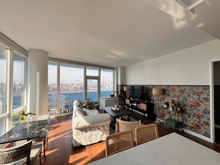 Beautiful 2br With City Views - New York