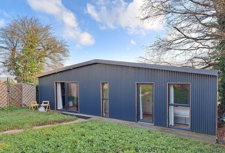 High Crest Cottage - Bristol