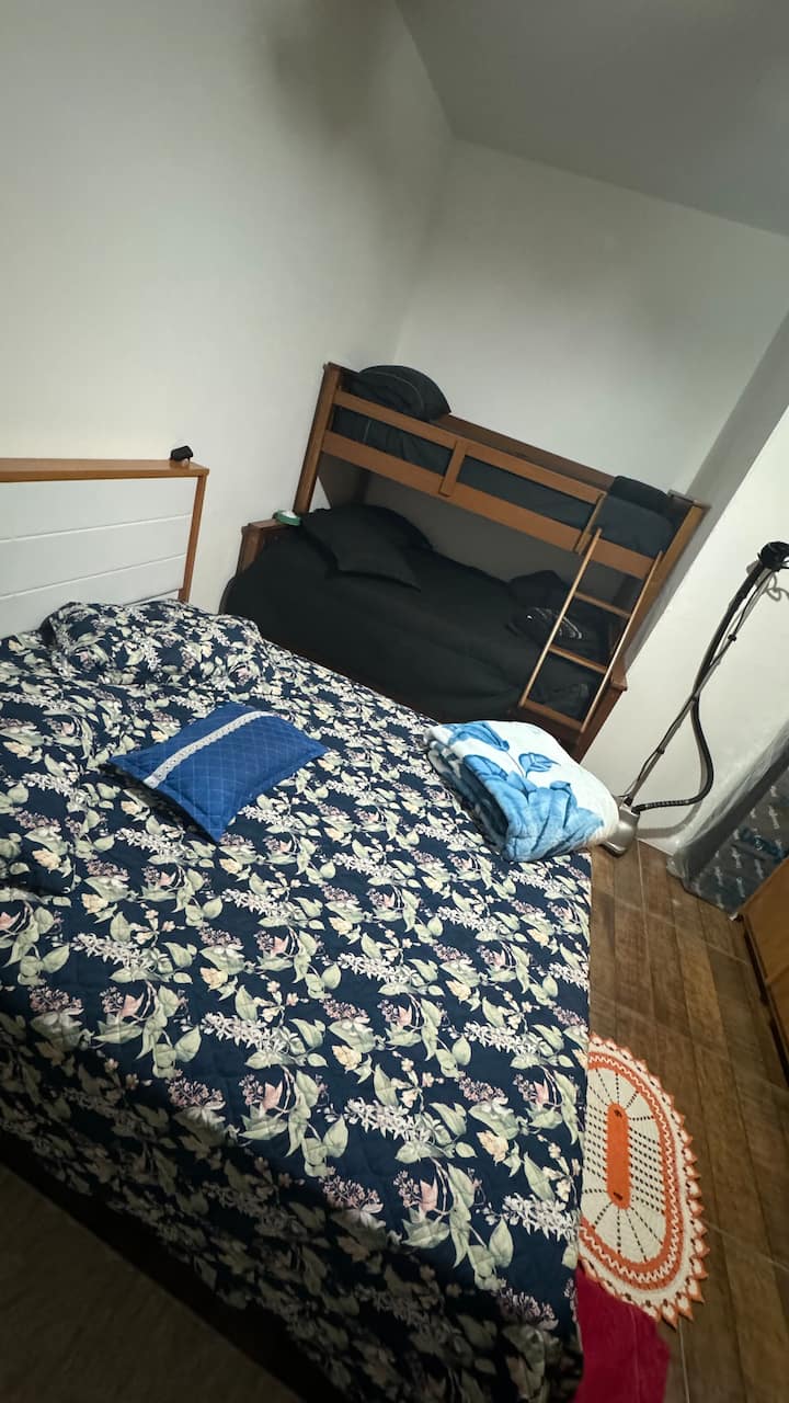 Quarto Aconchegante Iv - Retiro - Cruzeiro