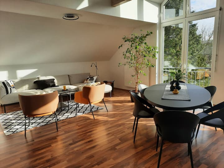 Sonnig, Großzügig Und Modern! - Niemcy