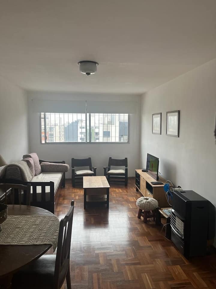 Cómodo Apto. Cordón Sur. - Montevidéu