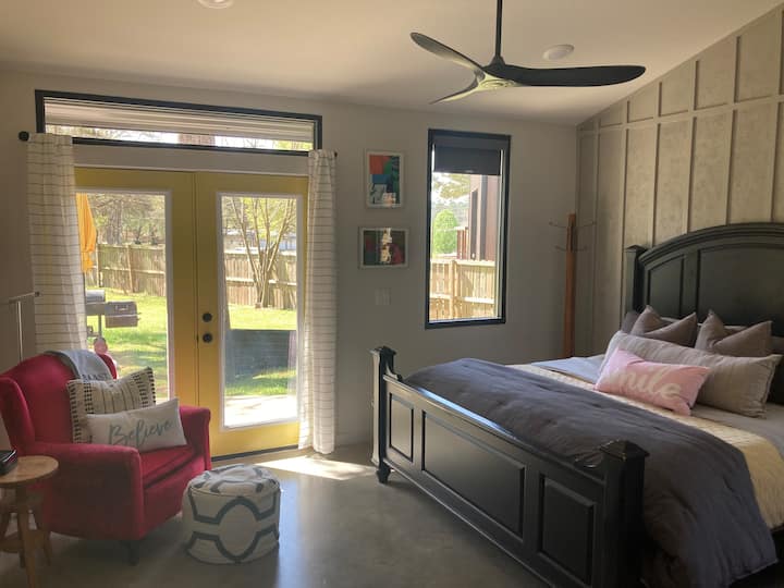 Y-not,
2 Bed/2 Bath
Escape The Madness To Serenity - Waterpark at The Villages, Flint