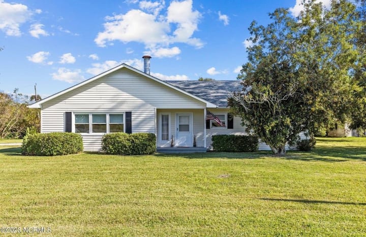 New Shell Cottage Boating & Pet Friendly - Beaufort