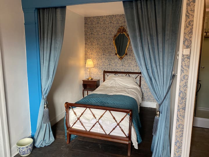 Deluxe Family Room Large
2 Bedrooms
One En-suite - Bellac