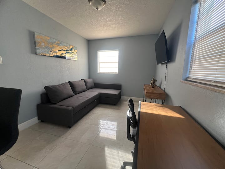 Paradise Suite - Davis Islands, FL