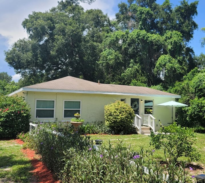 The Gemini Retreat - Orange City, FL