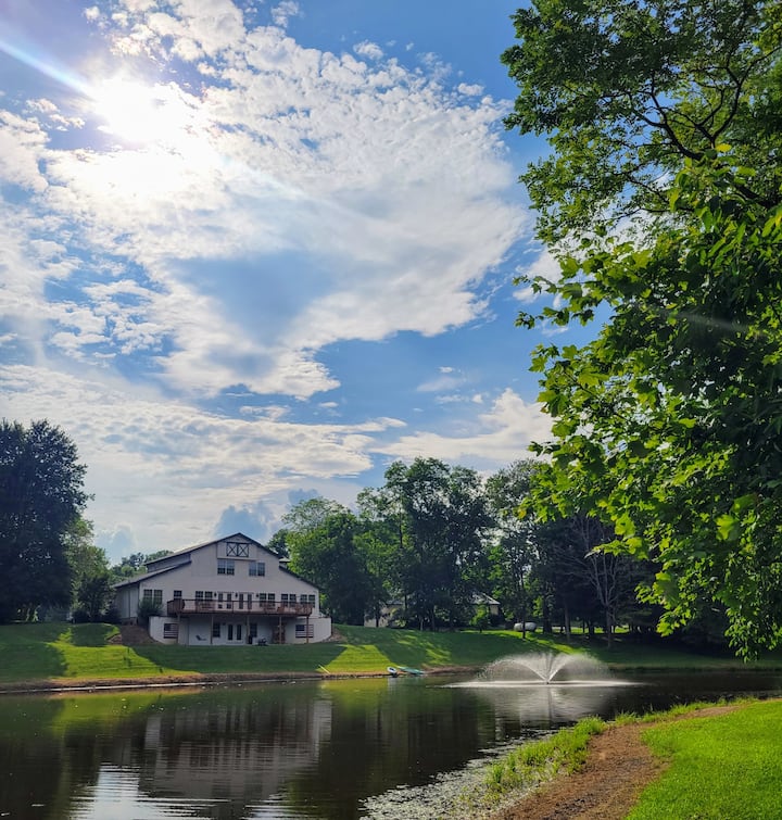 Seven Springs Hideaway - Indiana (State)