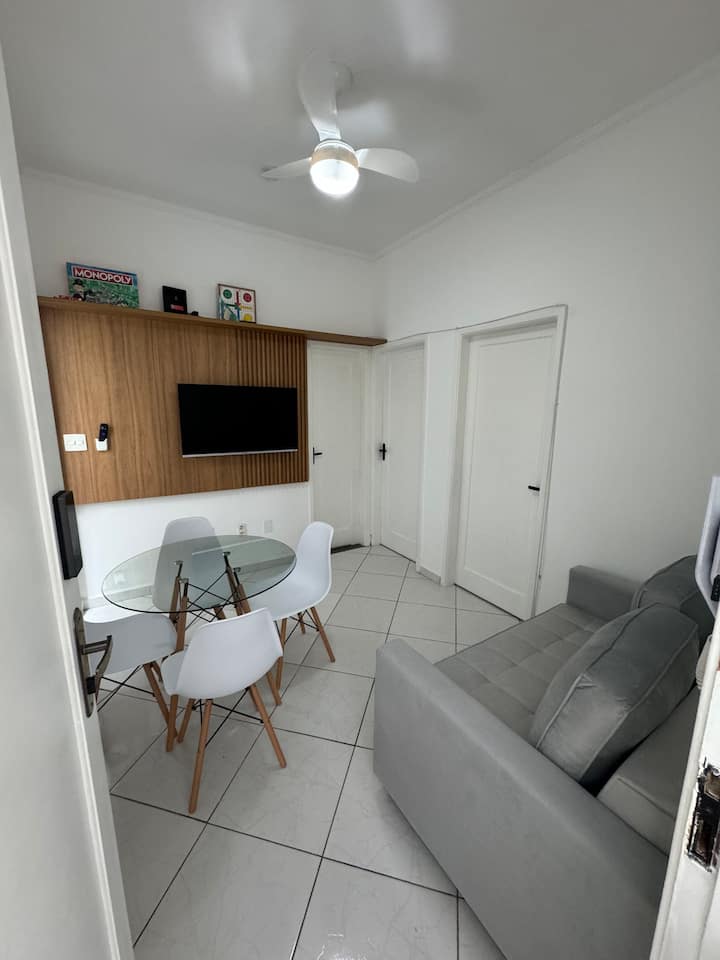 Apartamento Frente à Praia - Santos
