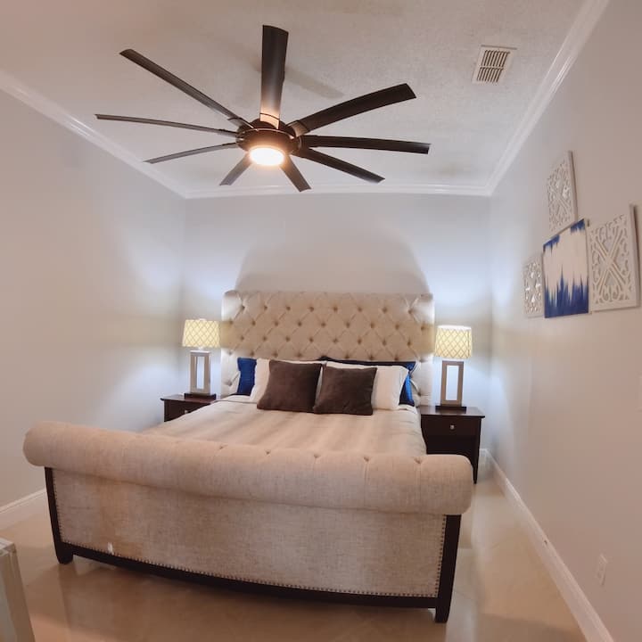Cozy Guesthouse W/ King Bed - Near Top Attractions - Orlando
