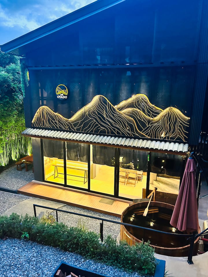“Oyado” - Japanese Vibe Home W/onsen-style Hot Tub - Philippines