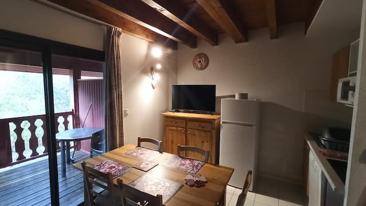 Duplex De Sophie Avec Piscine Et Vue Montagne - Arreau