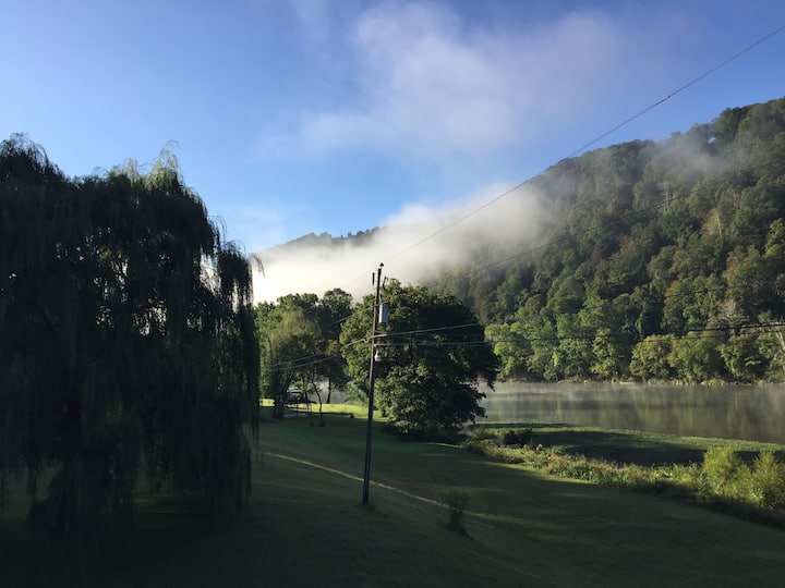 Sorta Resorta Studio At  Vt And New River Natl Prk - Pembroke, VA