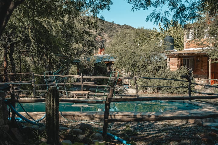 Bungalow Acogedor Con Pileta Naturaleza Y Confort - Chilecito