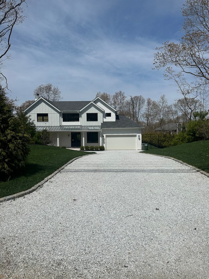 Designer Family Home In East Hampton - East Hampton, NY