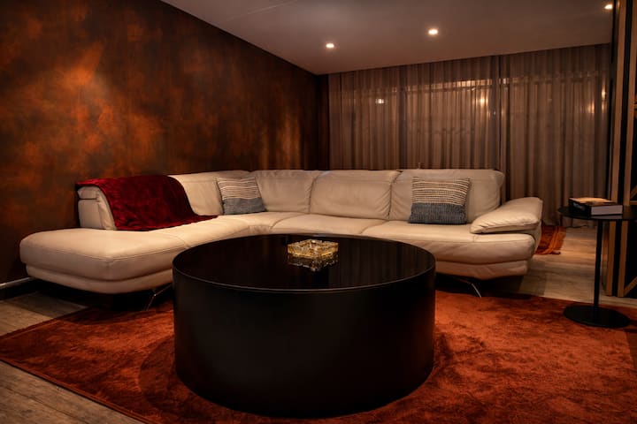 Valencia Room • Villa Rossa Z4 • Boutique - Abidjan