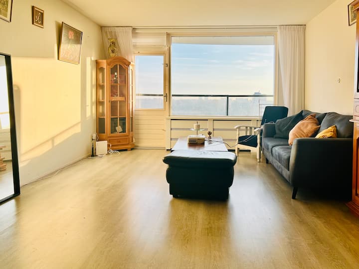 Cozy 2 Bedroom Flat Near Eur - 로테르담