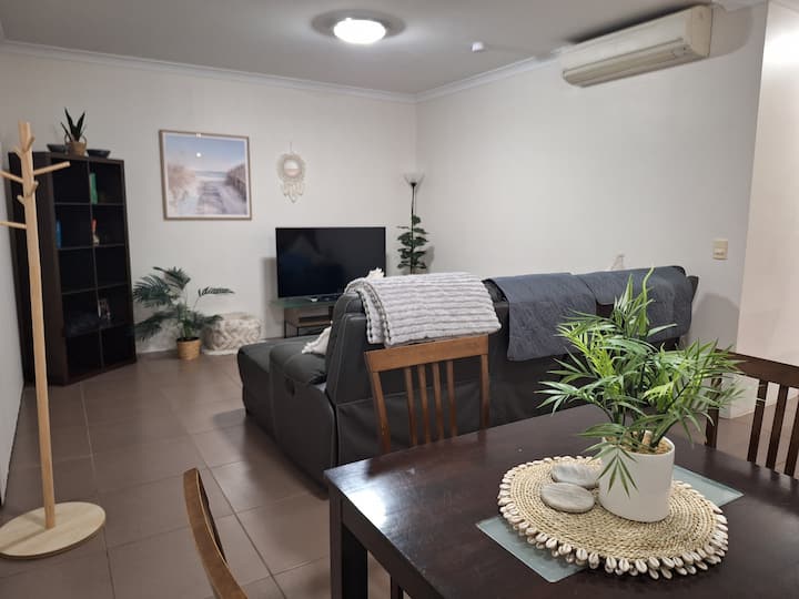 Relax At Seaside Pool Apartment Rockingham Beach - Rockingham